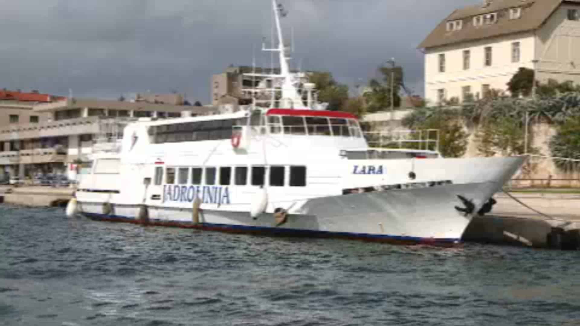 Šibenski otoci bez brodske linije drugi put u 10 dana, a zima nije ni ...