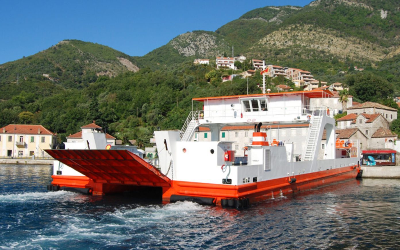 Crna Gora ukida monopol na prijevoz trajektom preko Bokokotorskog ...