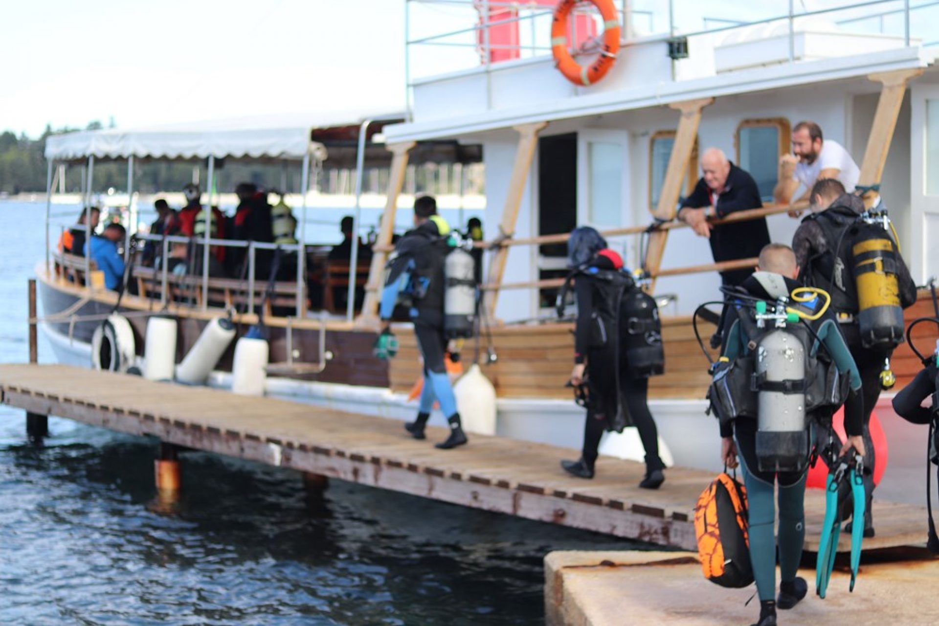 Podvodno hodočašće u Rovinju: Sedamdesetak ronilaca zaronilo u morske ...