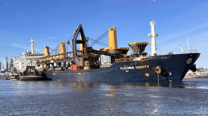 Uspješno spašavanje nasukanog bulkera Algoma Verity iz rijeke Delaware ...